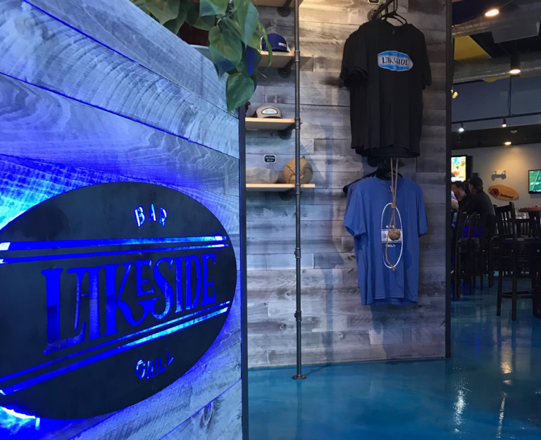 Home - Lakeside Bar & Grill